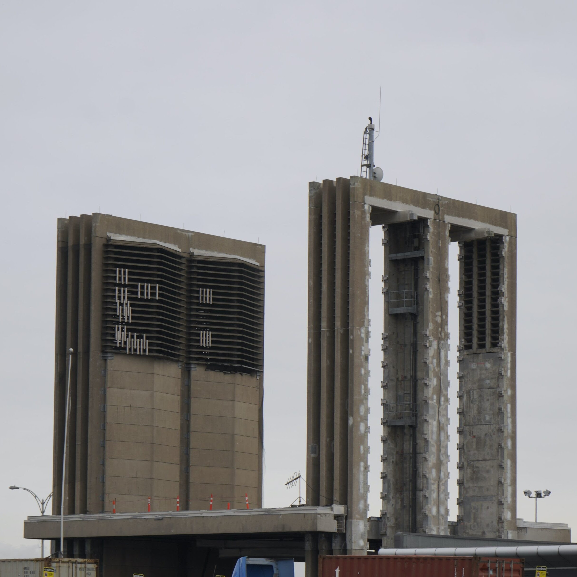 Mike Harding — Long Wave: Soothing Special l (01.22.25) - dublab